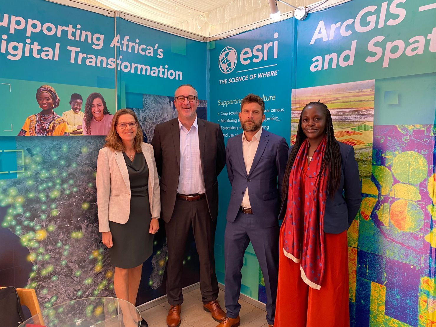 Empowering Communities Through GIS #RIC2023 - EsriEA | Blog Empowering Communities Through GIS #RIC2023 - EsriEA | Blog